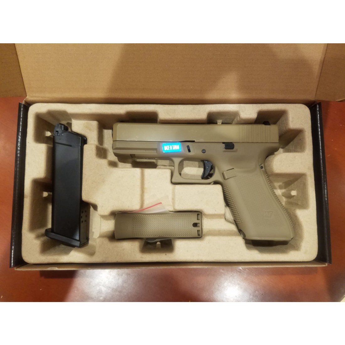 WE G17 GEN5 GBB Pistol TAN - WE G Series (Glock) - WE Pistols (GBBP) - Guns